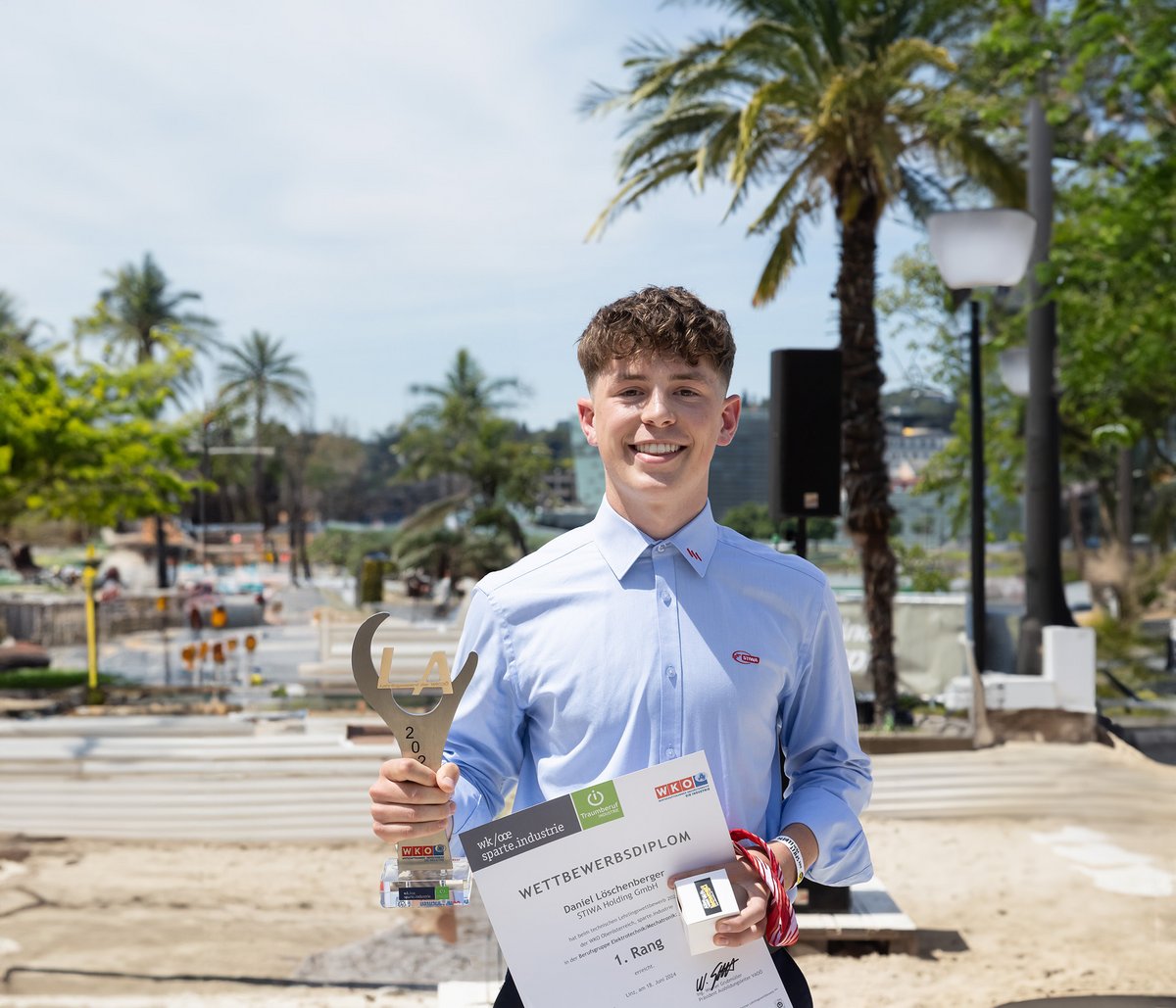 Daniel Löschenberger ist bester Lehrling Oberösterreichs - STIWA